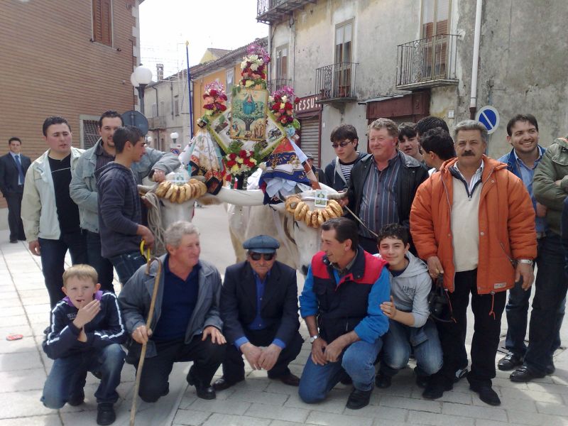 Processione Madonna Incoronata - Comune di Castelfranco in Miscano
